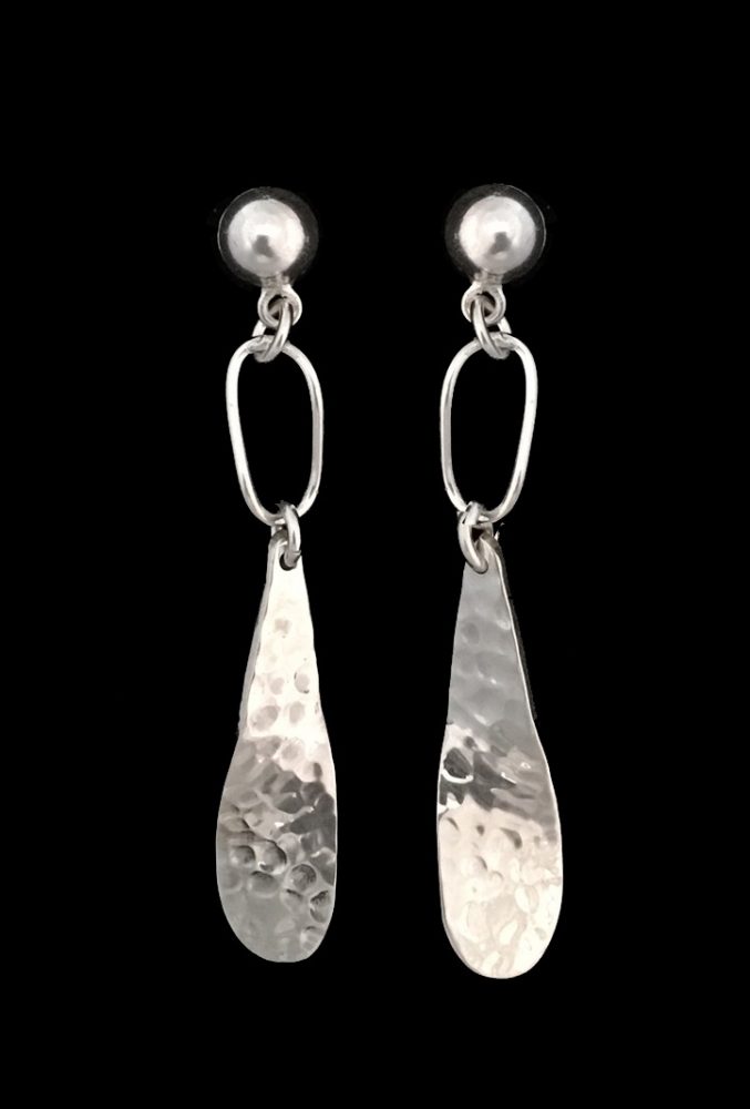 Hammered Teardrop Posts : Elysium Inc